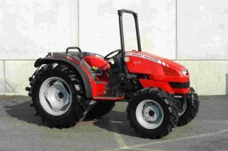 Massey Ferguson MF 2415 Technische Daten des Allradtraktors (2004 ...