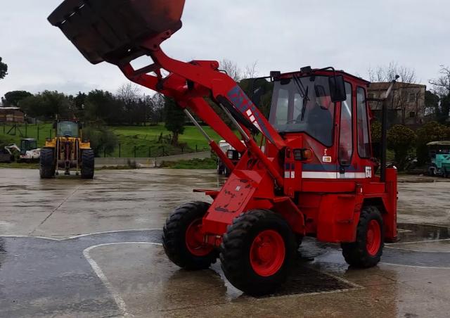 FAI 555 Technische Daten des Baggerladers (1987 - 1996) | LECTURA Specs