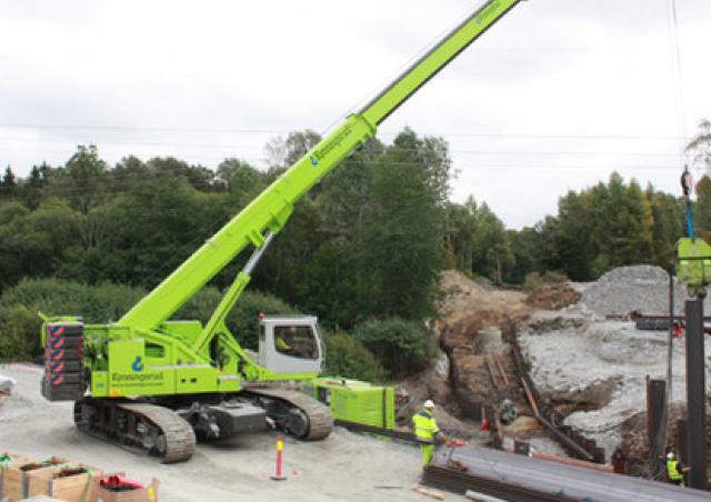 Sennebogen 683 R Kran - Lastdiagramm, technische Daten (2019 - 2021 ...