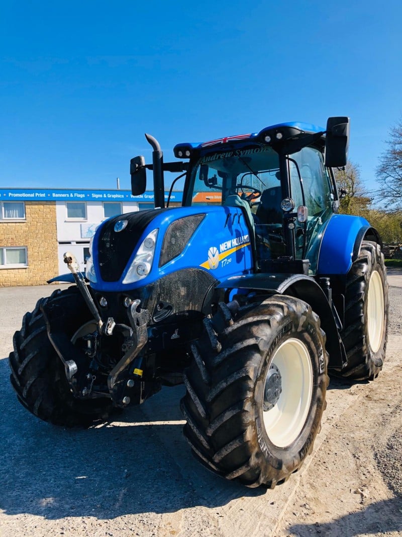 New Holland T7.210 SWII Technische Daten des Allradtraktors (2018 ...