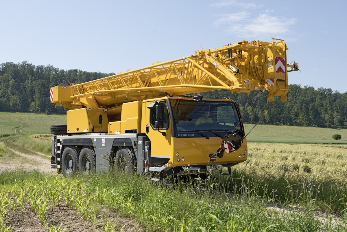 Liebherr LTM 1050-3.1 Kran - Lastdiagramm, technische Daten (2008 - 2020) | LECTURA Specs