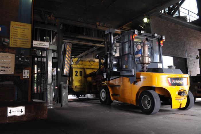 Jungheinrich DFG 670 Technische Daten, Datenblätter (2008-2009) | LECTURA Specs