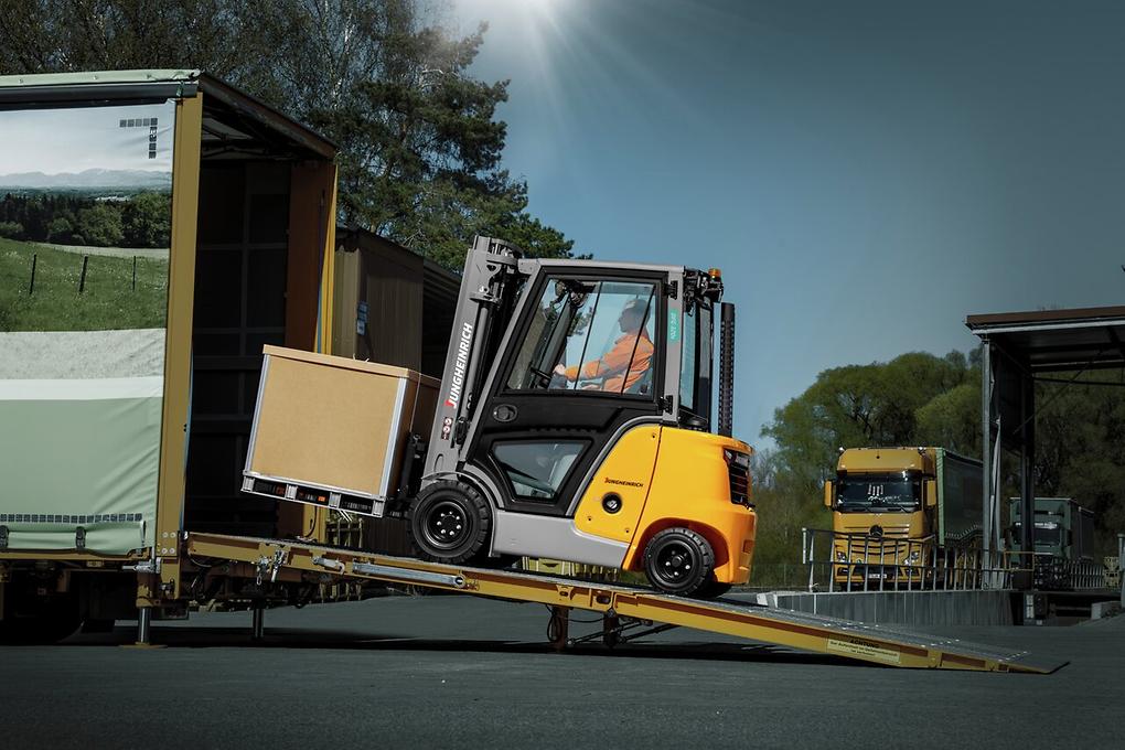 Jungheinrich DFG 316s Technische Daten, Datenblätter (2022-2025) | LECTURA Specs