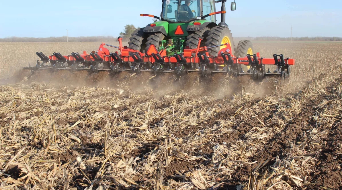 Kuhn Gladiator 1210M-1230 Technische Daten, Datenblätter (2023-2025 ...