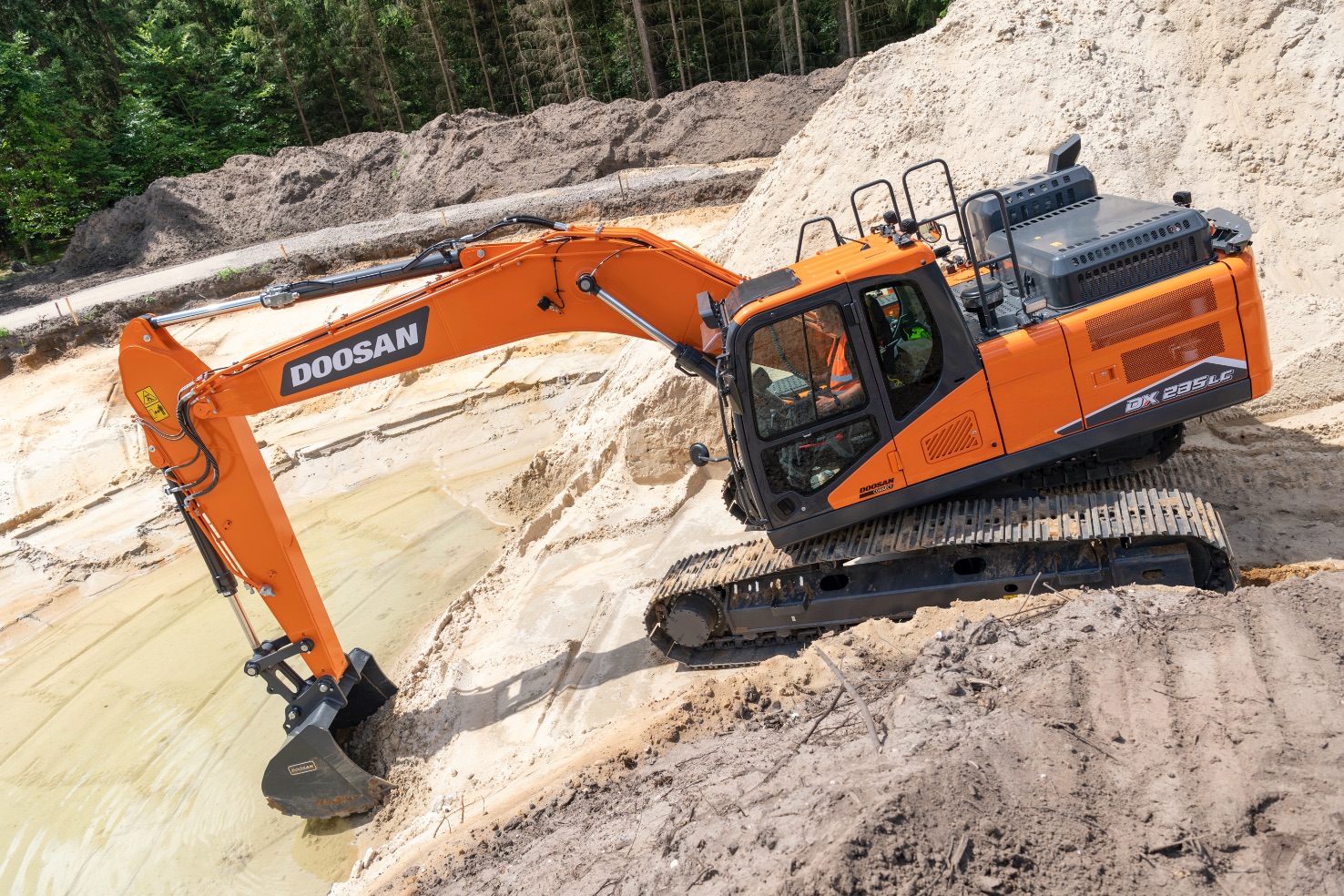 Doosan DX235LC-7 Bagger technische Daten (2021 - 2023) | Bagger ...