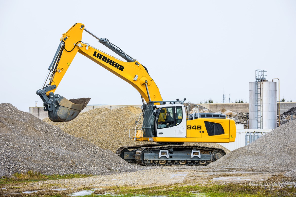 Liebherr R 946 Bagger technische Daten (2015 - 2019) | Bagger | LECTURA ...