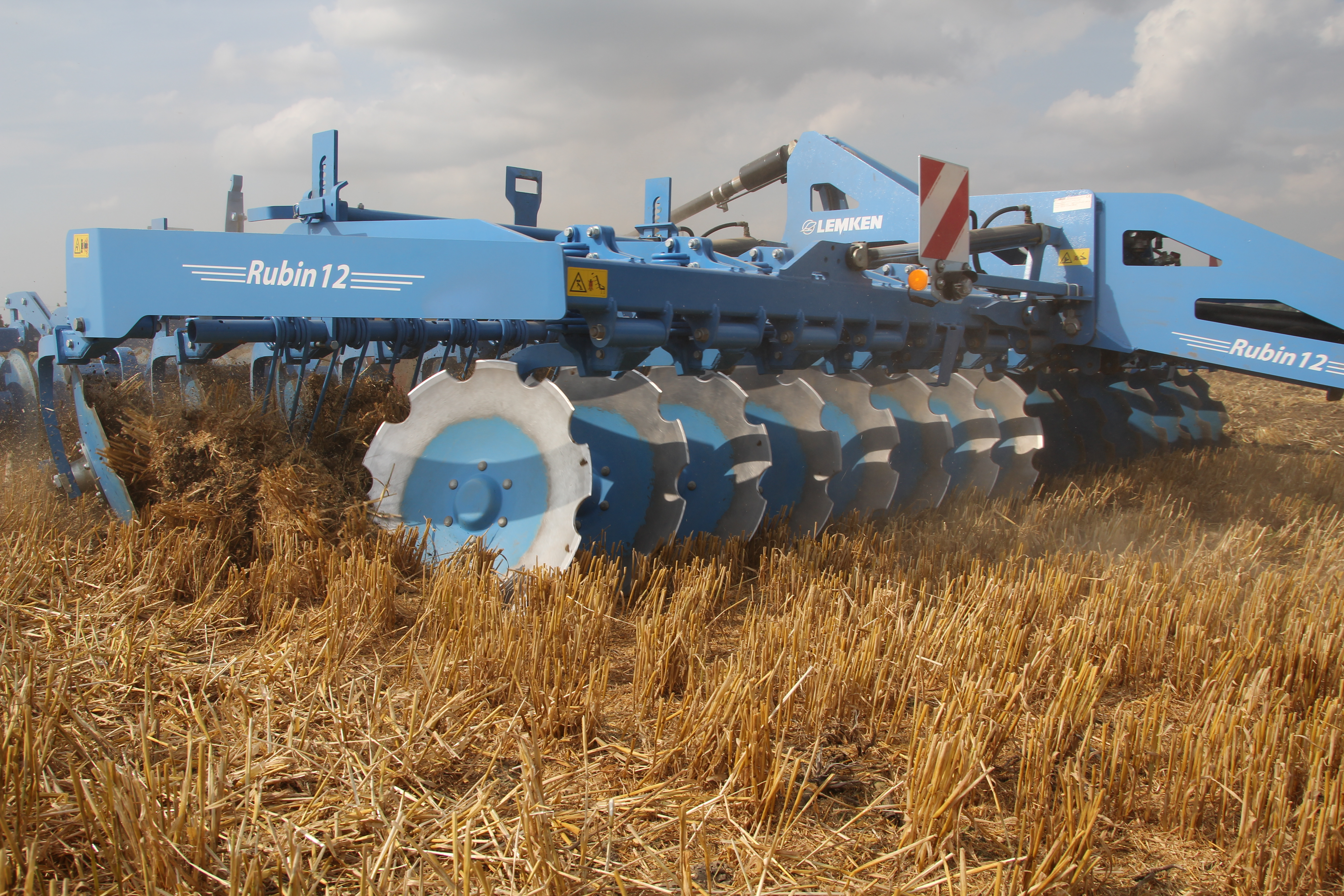 Lemken Rubin 12/300 U Technische Daten, Datenblätter (2015-2025) | LECTURA Specs
