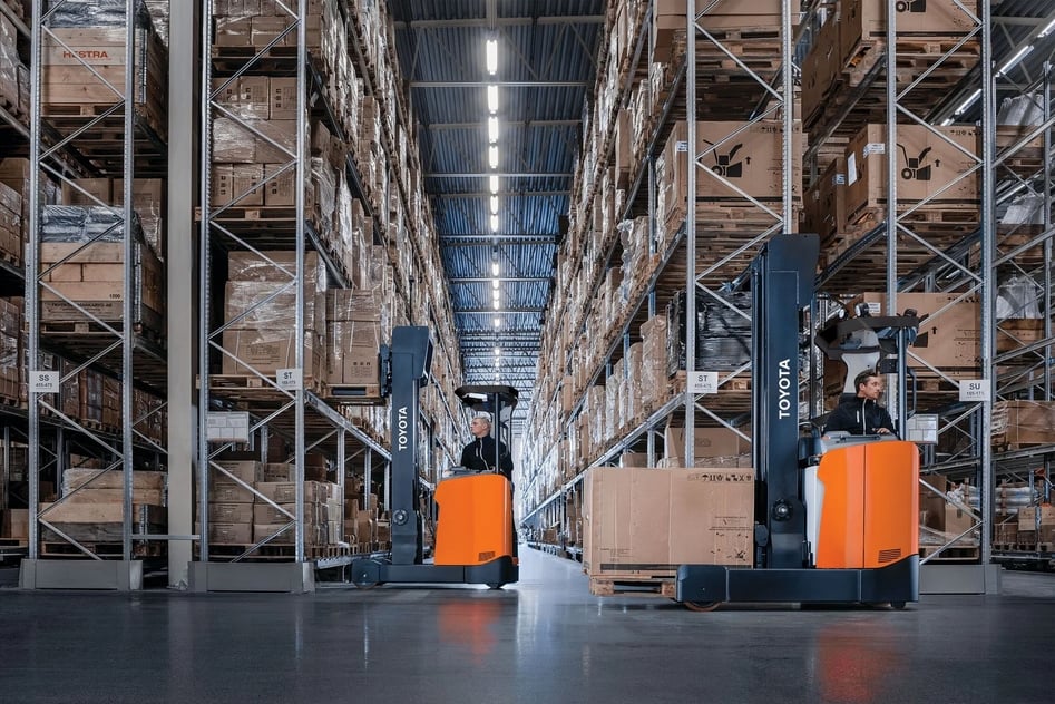 Toyota RRE 180 H Technische Daten, Datenblätter (2022-2025) | LECTURA Specs